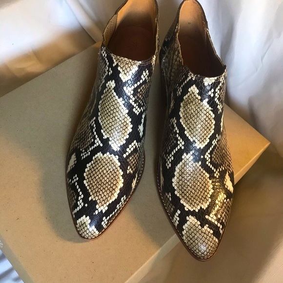 Madewell | Shoes | Madewell Low Chelsea Snake Booties Embossed ...